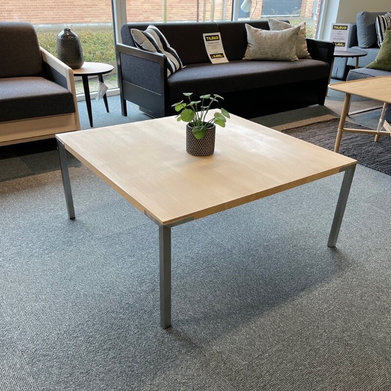 Trekanten | Sofabord – Skærbæk Møbler & Tæpper